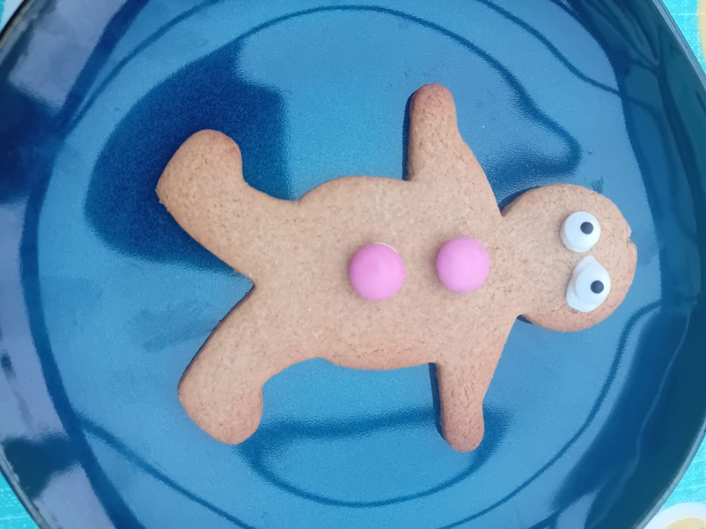Gingerbread men - Simple Frugal Life